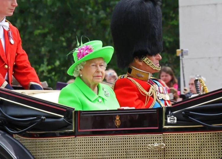 Sunday Woman Magazine | Sunday Woman Magazine